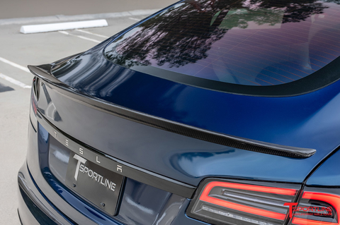 Tesla Modelo S Azul Fosco Een Wit Tesla Model Staat Op Een Witte