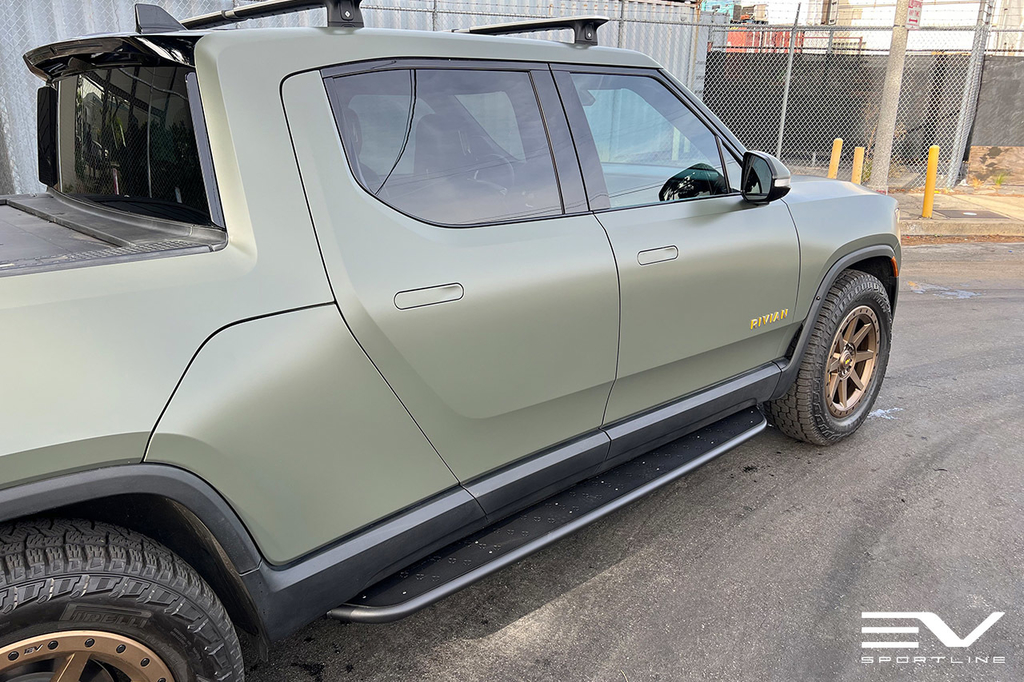 Xpel Stealth Launch Green Rivian R1T with 20" R800 and Triple Square R ...