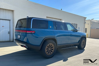 Rivian Blue Rivian R1S with Adventure Bronze 20" R1000 Wheels - EV ...
