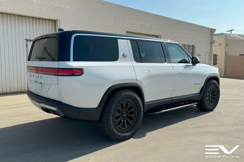 Glacier White Rivian R1S with Triple Slot Running Boards - EV Sportline ...