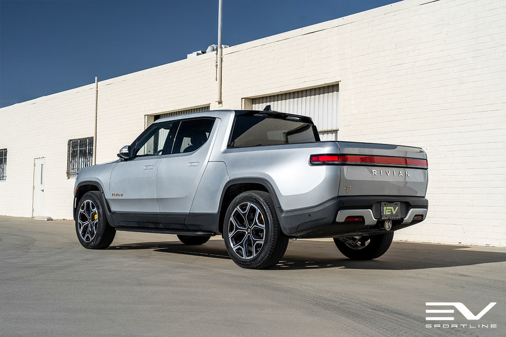 LA Silver Rivian R1T with Triple Slot Thread Running Boards - EV ...